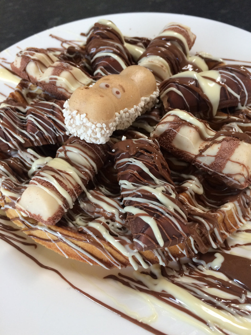 Kinder Dream Waffle – TreatyPie